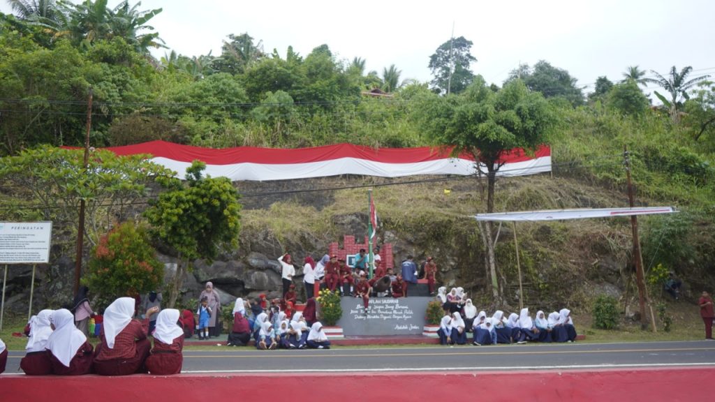 Tanjung Mafutabe Mareku Jadi Sejarah pertama Bendera Merah Putih di ...